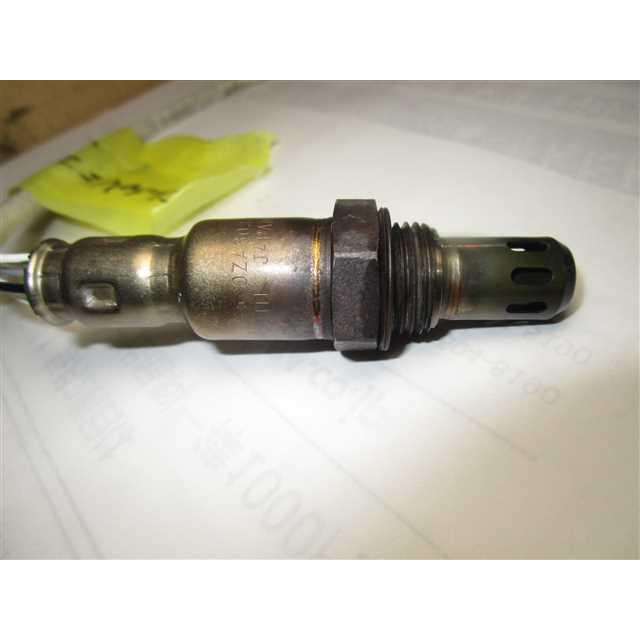 23599 ニッサン キューブ Z12 O2センサー エキパイ側 : ヤマサキパーツ3号店 - 通販 - Yahoo!ショッピング
