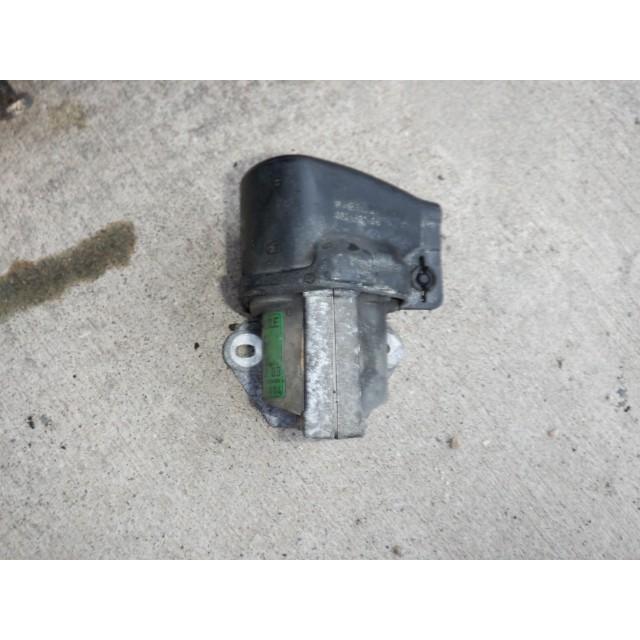 ベンツ 560SEL W126 左ハンドル 純正 イグナイター 42401/b1 : ヤマサキパーツ3号店 - 通販 - Yahoo!ショッピング