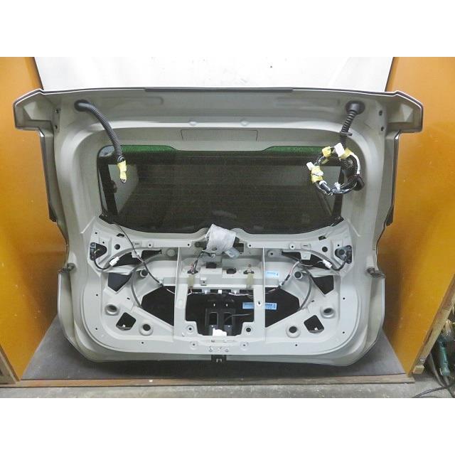 [中古] H26/2 エクストレイル 20X DBA-T32 バックドア/リアゲート 9001A-4CE3A 348105 /個人宅配送不可 :000034810515800:山崎オートパーツ ...