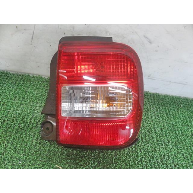 ラパン [中古] H18/4 TA-HE21S 右テールランプ 35650-75H11 350131 : 山崎オートパーツ Yahoo!ショップ - 通販 - Yahoo!ショッピング