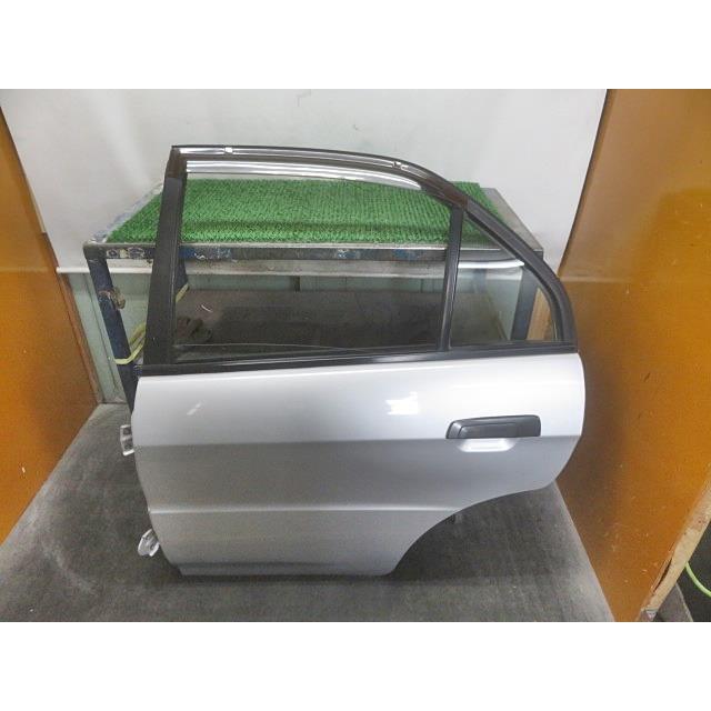 [中古] H9/4 ランサー E-CM2A 左リアドア MR208859 360094 : 山崎オートパーツ Yahoo!ショップ - 通販 - Yahoo!ショッピング