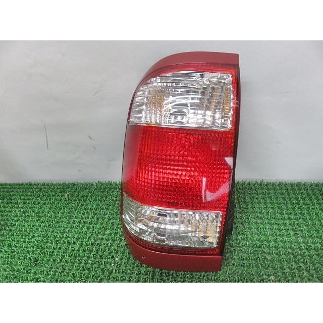 [中古] H12/1 テラノ KH-TR50 左テールランプ 26555-2W125 310630 : 山崎オートパーツ Yahoo!ショップ - 通販 - Yahoo!ショッピング