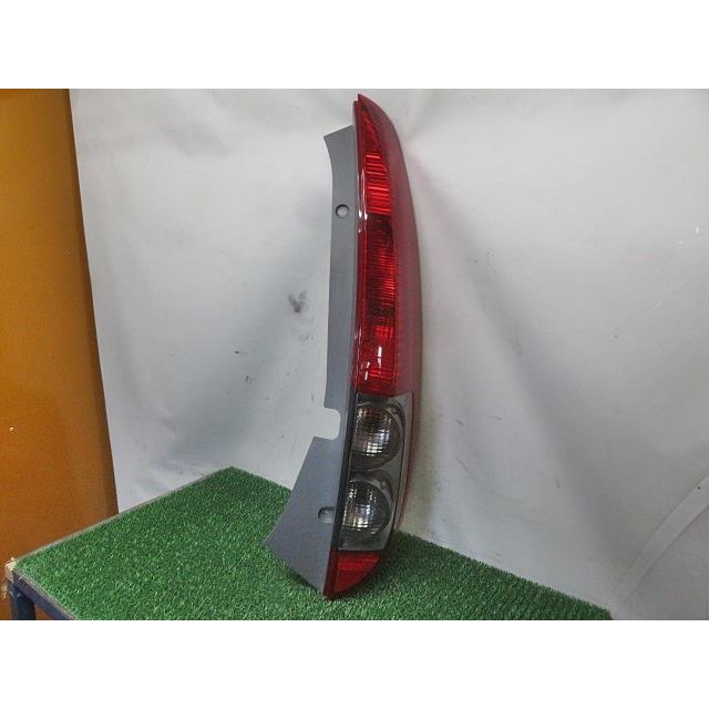 [中古] H19/9 ライフ CBA-JB6 右テールランプ 33501-SFA-J81 330250 :001684985415500:山崎オートパーツ Yahoo!ショップ - 通販 ...