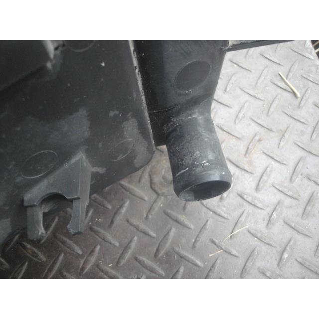 ミニキャブ V-U42T ラジエータ 3G83 W74 240917 : 241025000120400 : 吉田自動車商会ヤフー店 - 通販 - Yahoo!ショッピング