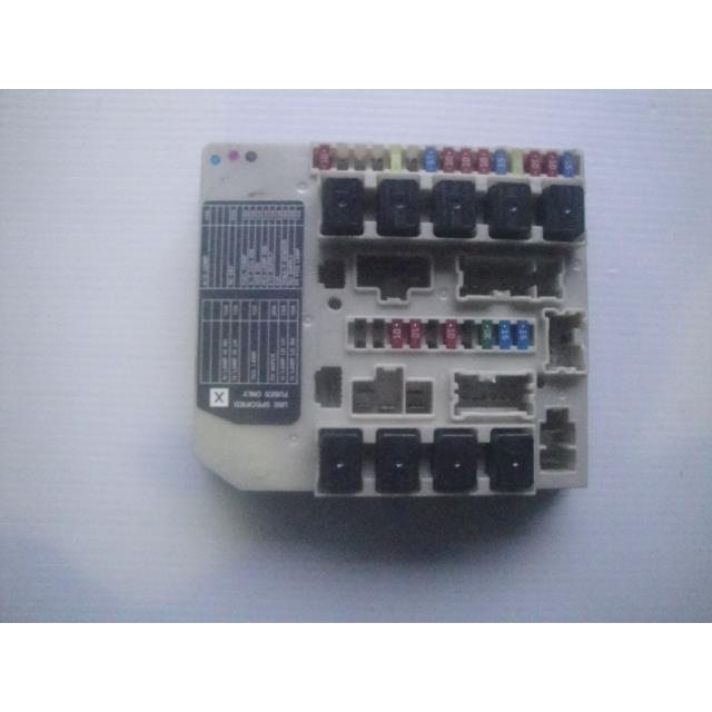 ノート DBA-E11 ヒューズボックス HR15DE DAC 241216 : 吉田自動車商会ヤフー店 - 通販 - Yahoo!ショッピング