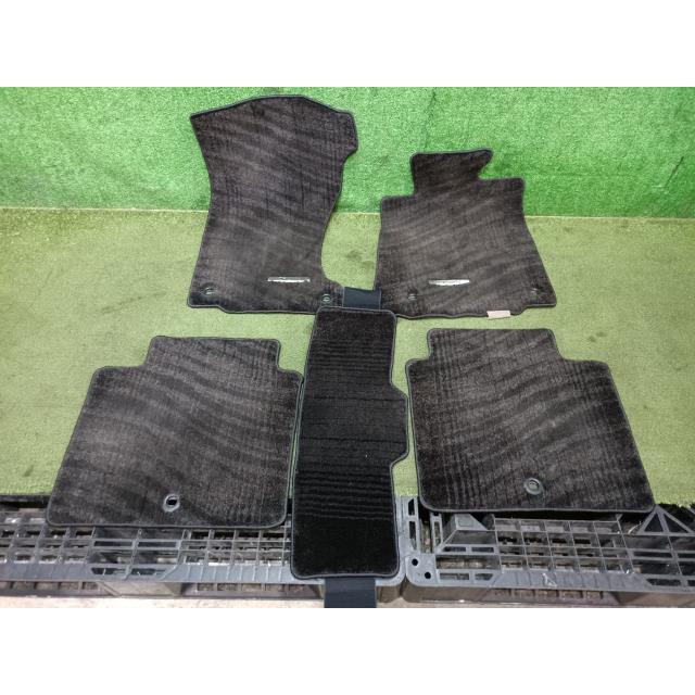 クラウン DBA-GRS211 フロアマット 純正 1台分 : 安田産業CARAC - 通販 - Yahoo!ショッピング