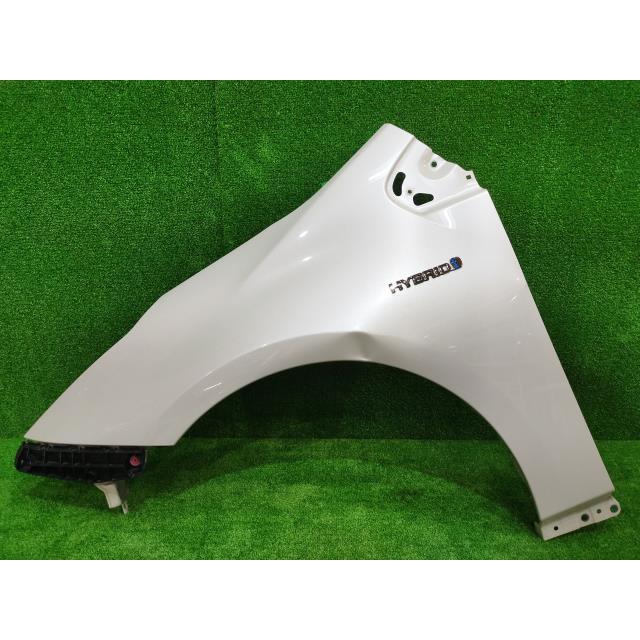 プリウス DAA-ZVW50 左フロントフェンダー 53802-47100 : 安田産業CARAC - 通販 - Yahoo!ショッピング
