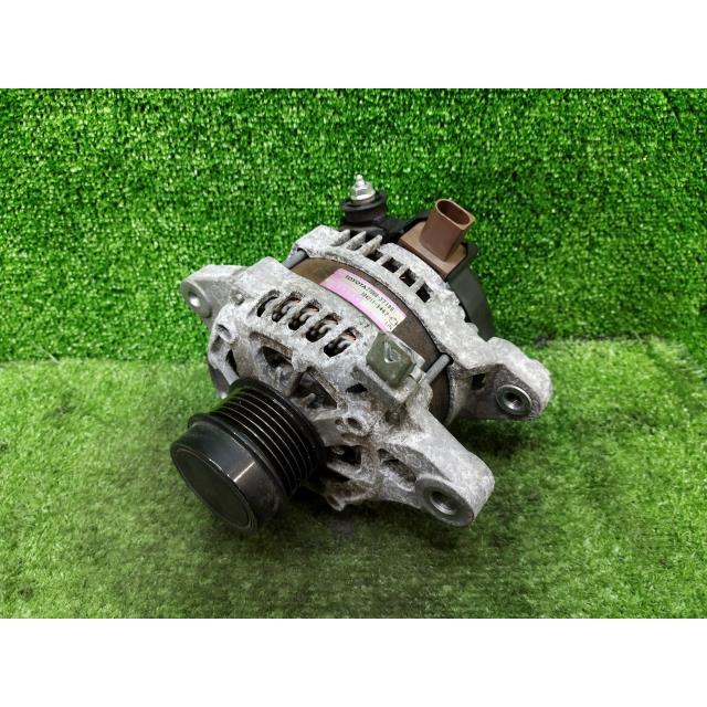 ヴォクシー ノア DBA-ZRR80W オルタネーター デンソー 104211-3462 27060-37190 27060-37191 ...