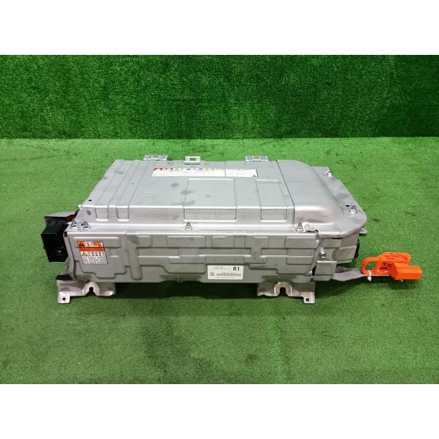 アクア DAA-NHP10 ハイブリッドバッテリー G9510-52031 G9510-52032 : 安田産業CARAC - 通販 ...