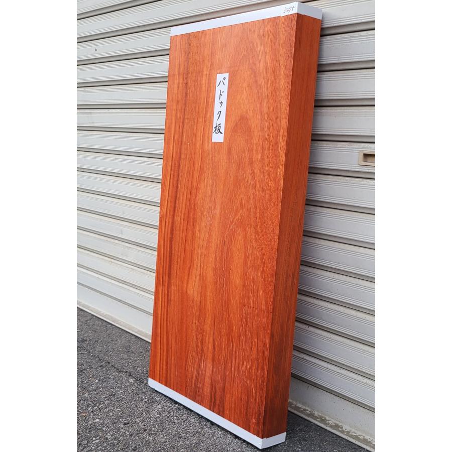 パドゥク 板（3275）825×392×64 無垢板 厚板 プレナー加工品 激安品 棚板 カウンター テレビ台 楽器 家具 建築材 DIY 他 :3275:ヤスイ銘木店 ヤフーショップ ...