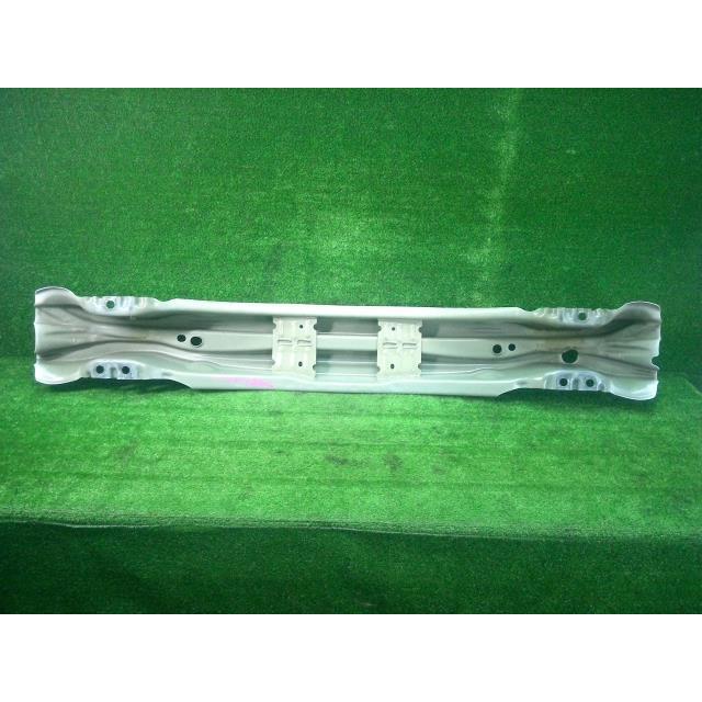 ボルボ 40シリーズ LDA-MD4204T リア バンパー ホースメント リヤ V40 D4 個人宅配送不可 ...