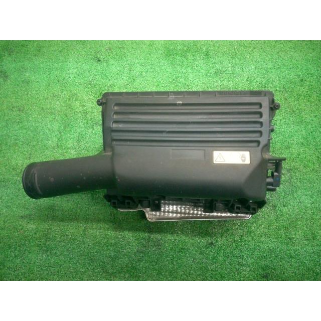 ベンツ Cクラス RBA-205042C エアクリーナーASSY A2740901701 C200 yatsu : ヤツヅカショッピングストア ...