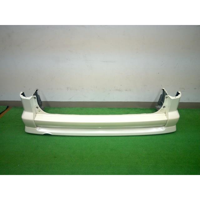 ステップワゴン LA-RF3 リア バンパー カバー 白 個人宅配送不可 yatsu : ヤツヅカショッピングストア - 通販 - Yahoo!ショッピング