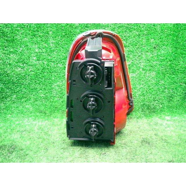 BMW ミニ CBA-SR16 右 テール ランプ ライト レンズ 7255910-05 R56 : ヤツヅカショッピングストア - 通販 ...