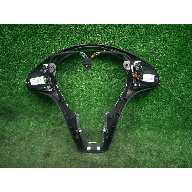 ベンツ Bクラス DBA-246242 「ステアリングスイッチ」 A0999050700 A0999050600 : ヤツヅカショッピング ...