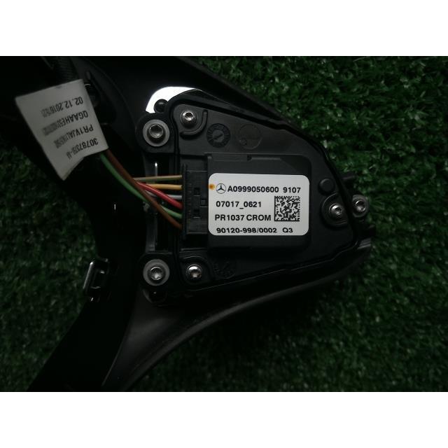 ベンツ Bクラス DBA-246242 「ステアリングスイッチ」 A0999050700 A0999050600 : ヤツヅカショッピング ...