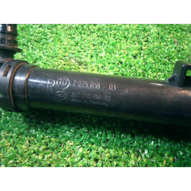 BMW 3シリーズ LDA-3D20 「右ヘッドランプウォッシャーノズル」 黒 F30 320d yatsu :221020000519900 ...