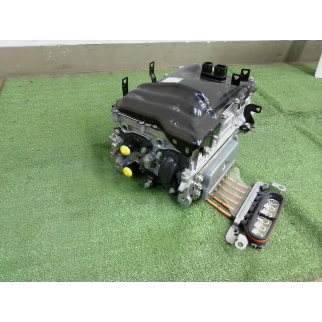 ヤリス 6AA-MXPH10 HV・EV・FCVインバーター インバータ 1F7 156100-0460 yatsu : ヤツヅカショッピングストア - 通販 - Yahoo!ショッピング