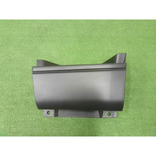 ハイエース 3BF-TRH200K 「フロント左ステップカバー」 51774-26022/33 200系 後期 DX yatsu : ヤツヅカ ...