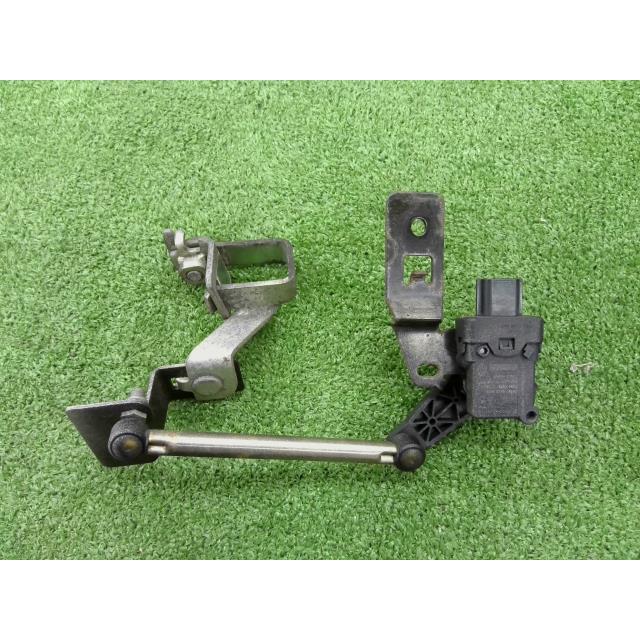 セレナ DAA-GFNC27 ハイトコントロールセンサー QAB 53812-4BA0A yatsu : ヤツヅカショッピングストア - 通販 ...
