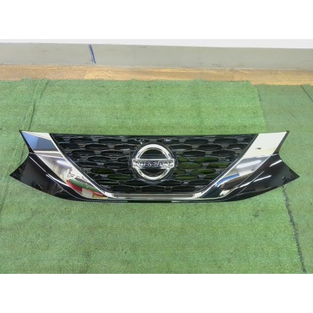 ルークス 5AA-B44A フロント グリル 62310-7NE0A S yatsu : ヤツヅカショッピングストア - 通販 - Yahoo!ショッピング