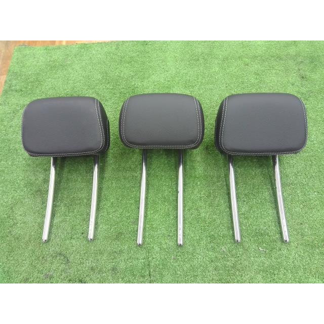 ベンツ Cクラス RBA-205242 ヘッドレスト 197 リア 3点セット yatsu : ヤツヅカショッピングストア - 通販 ...