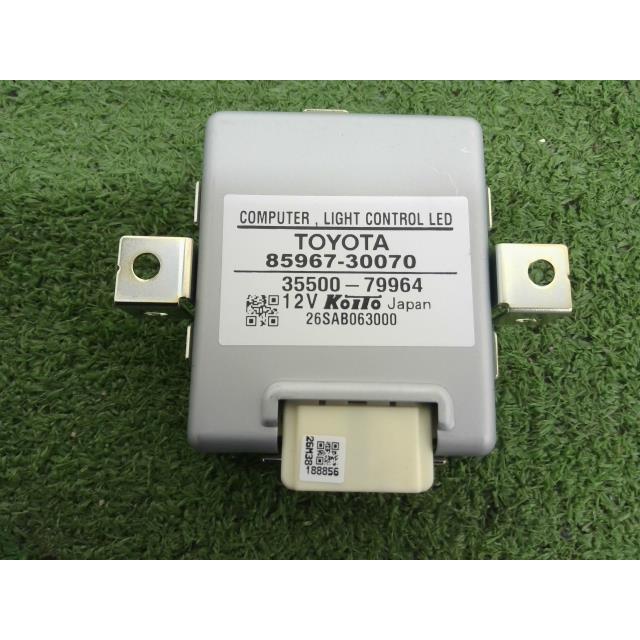 アクア DAA-NHP10 ライトコントロールユニット 1F7 35500-79964 LED yatsu : ヤツヅカショッピングストア ...