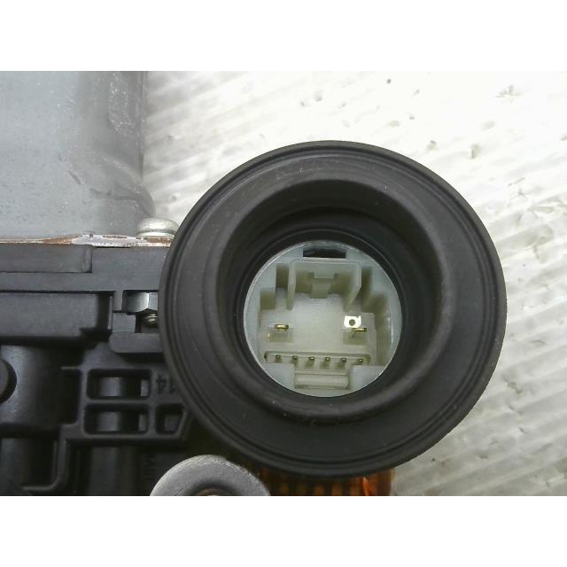 セレナ DBA-FC26 左Rクローザードアモーター LAE yatsu : ヤツヅカショッピングストア - 通販 - Yahoo!ショッピング