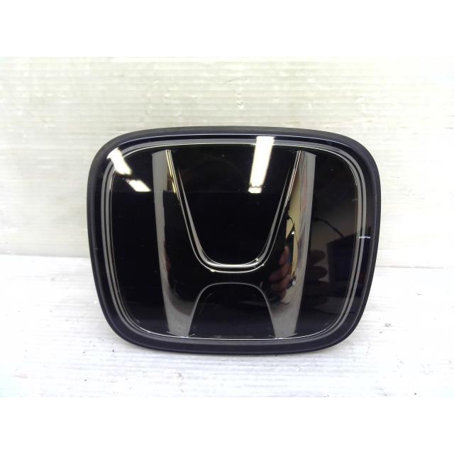 シャトル 6AA-GP7 エンブレム NH830M 75710-T5A-J610 フロント ホンダセンシング用 yatsu : ヤツヅカ ...