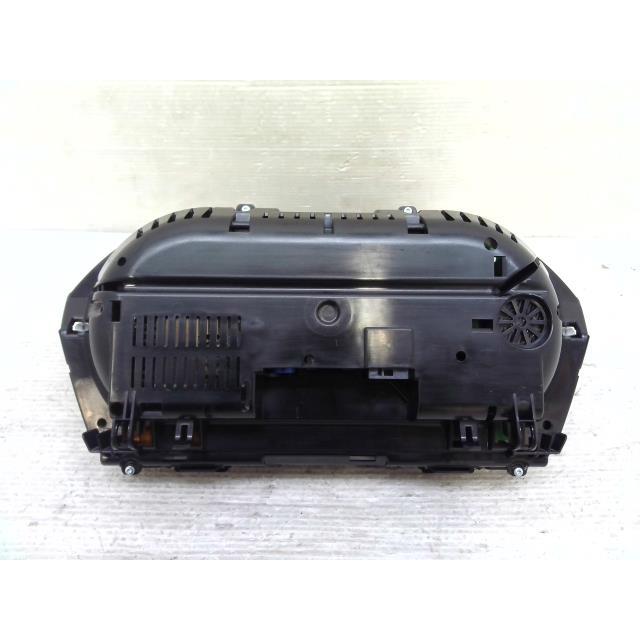 BMW 2シリーズ LDA-2C20 スピードメーター 300 9295446 yatsu : ヤツヅカショッピングストア - 通販 - Yahoo!ショッピング