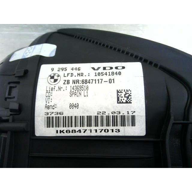 BMW 2シリーズ LDA-2C20 スピードメーター 300 9295446 yatsu : ヤツヅカショッピングストア - 通販 - Yahoo!ショッピング