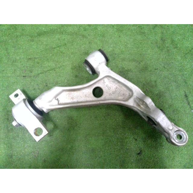 レクサス IS DAA-AVE30 フロント 右 ロアアーム 1J7 yatsu : ヤツヅカショッピングストア - 通販 - Yahoo ...