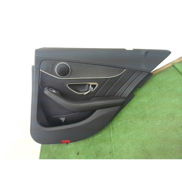 ベンツ Cクラス RBA-205242 右Rドアトリム 149 個人宅配送不可 yatsu : 241010000313350 : ヤツヅカ ...