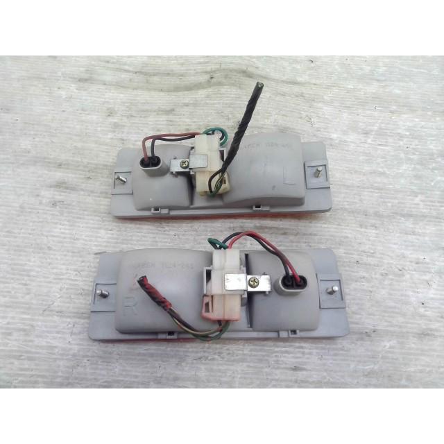 ミニキャブ M-U15T 「フロントターンランプ」 W61 1124-245 yatsu : ヤツヅカショッピングストア - 通販 - Yahoo!ショッピング