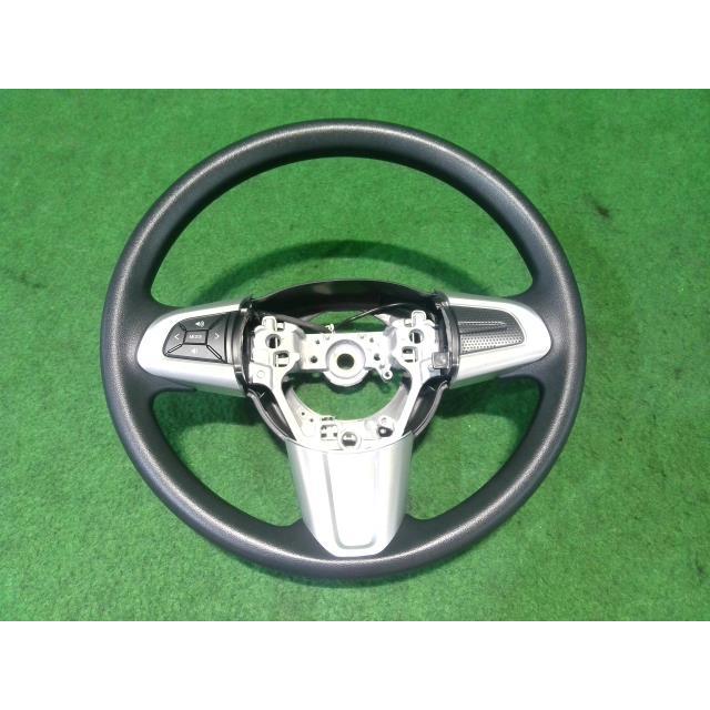 ウェイク DBA-LA700S ハンドル ステアリング R71 : 000063445170100 : 山自販リサイクルセンター - 通販 - Yahoo!ショッピング