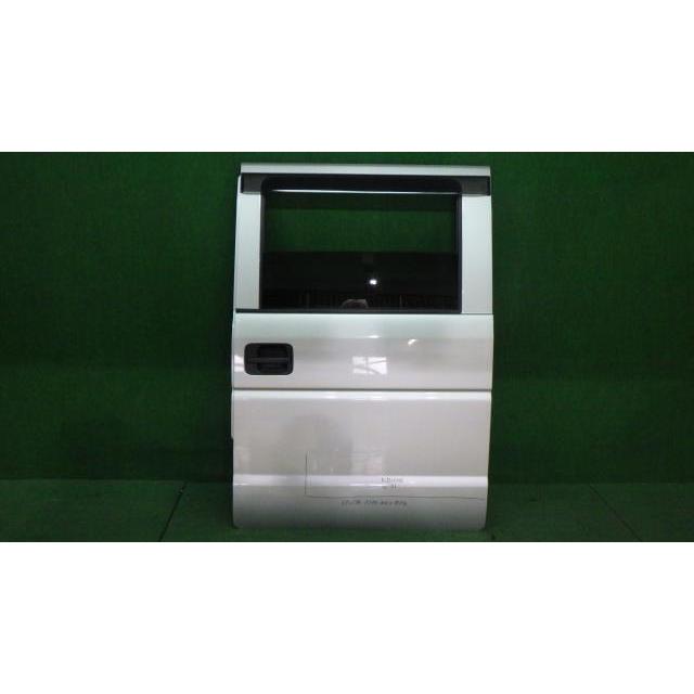 NV100クリッパー HBD-DR64V リア 左 ドア Z2S : 山自販リサイクルセンター - 通販 - Yahoo!ショッピング