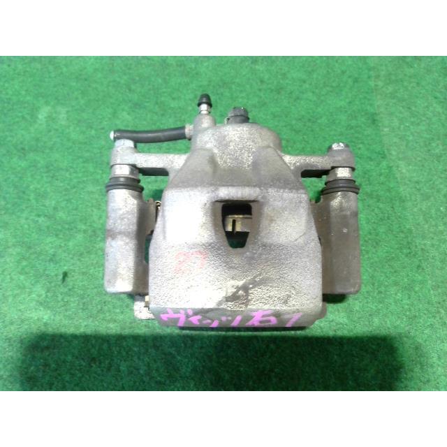 ヴィッツ DBA-NSP130 フロント 右 キャリパー 9AE : 山自販リサイクルセンター - 通販 - Yahoo!ショッピング