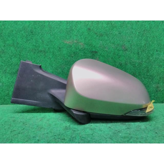 ヴィッツ DBA-NSP135 左 ドア ミラー 4R3 : 山自販リサイクルセンター - 通販 - Yahoo!ショッピング
