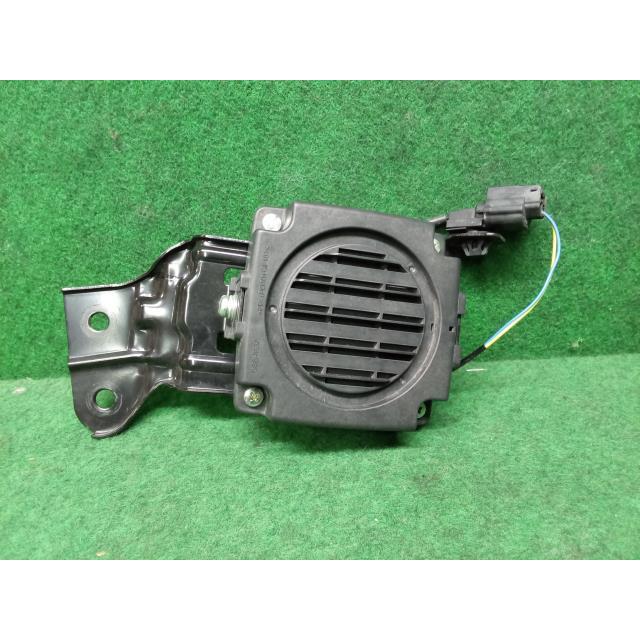 リーフ ZAA-ZE1 スピーカー XBJ : 山自販リサイクルセンター - 通販 - Yahoo!ショッピング