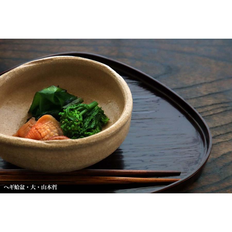 漆器：ヘギ蛤盆・大・山本哲《お盆・27.3cm》 : 和食器の愉しみ 工芸店ようび - 通販 - Yahoo!ショッピング