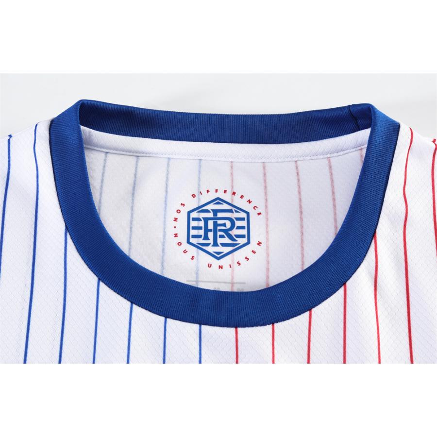 H82 フランス代表 サッカーユニフォーム 2024-2026年シーズン アウェイ 大人用 子供用 上下着ノーブランド品 番号、個人名は自由にカスタマイズできます : 横山スポーツ用品店 ...