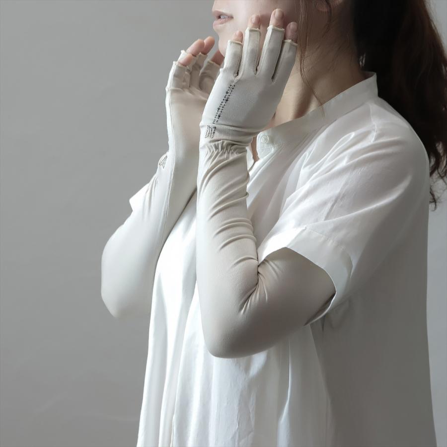 DAKS（ダックス） UV手袋 UVカット手袋 アームカバー 夏用 uv 手袋 ドライブ ロング ひんやり 接触冷感 ストレッチ ブランド スマホ 洗える おしゃれ かわいい 人気 ...