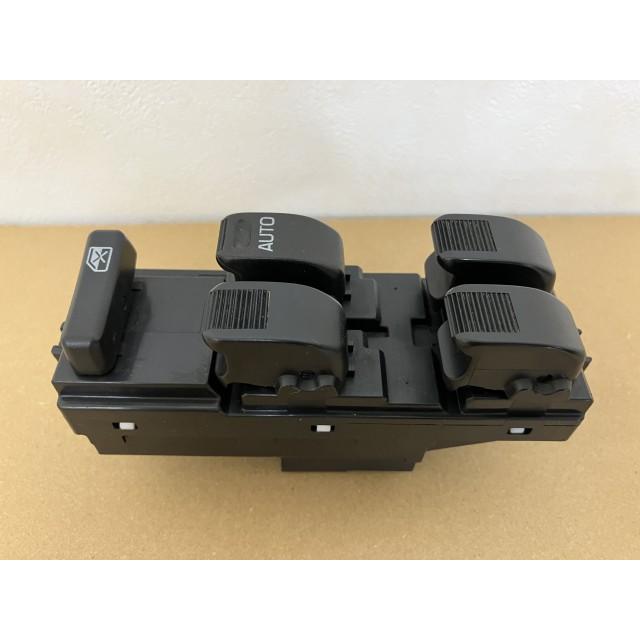 ハイゼット EBD-S331V パワーウインドウスイッチ KF-DET S28 84820-B5011 16007 : ヨシダオートパーツヤフー店 - 通販 - Yahoo!ショッピング