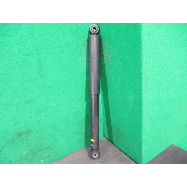 パッソ 5BA-M700A 右Rショックアブソーバー W24 48530-B9157 : 000061102650700 : YRCヤフー ...