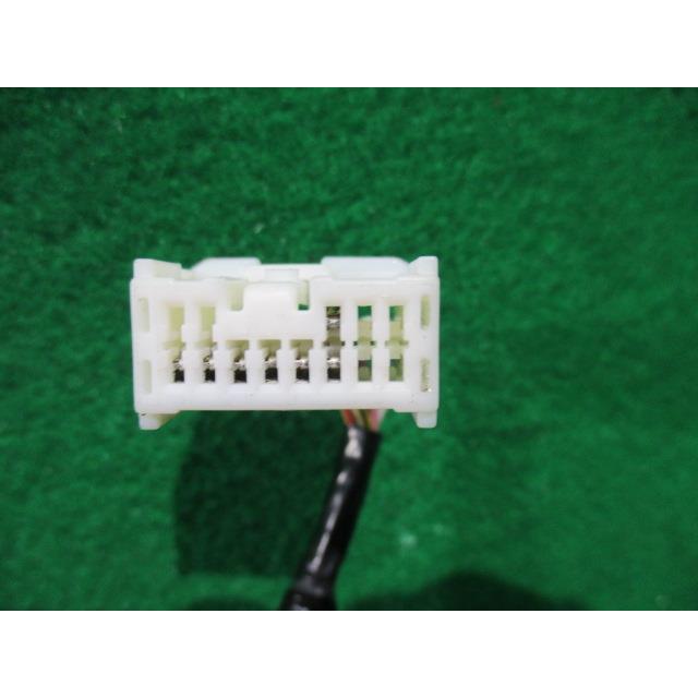 フィット DBA-GE6 左サイドミラー NH624P 76258-TF0-J11 : YRCヤフーショップ - 通販 - Yahoo!ショッピング