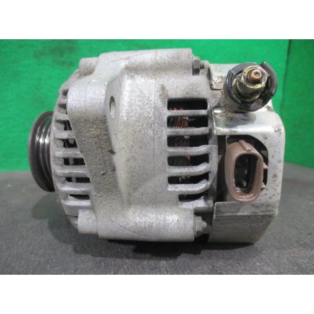 サンバー LE-TT2 オルタネーター 51E 23700KA821 : 000070406860200 : YRCヤフーショップ - 通販 - Yahoo!ショッピング