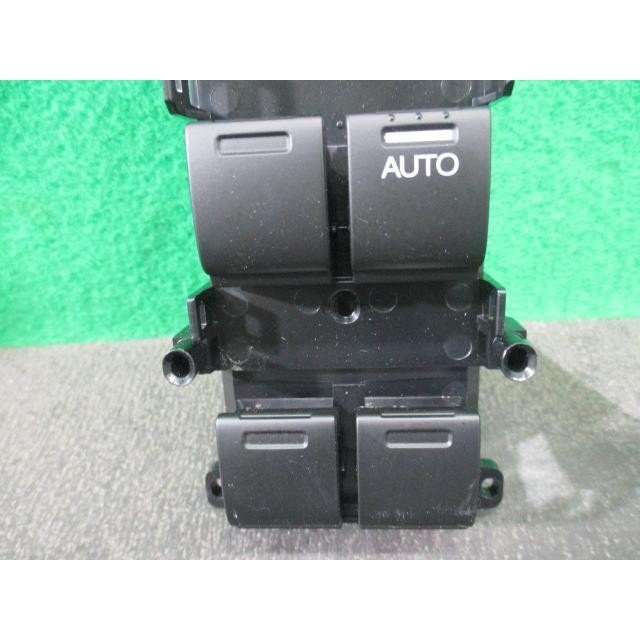 ステップワゴン DBA-RK5 パワーウインドウスイッチ NH812P 35750-SZW-J31 : YRCヤフーショップ - 通販 - Yahoo!ショッピング