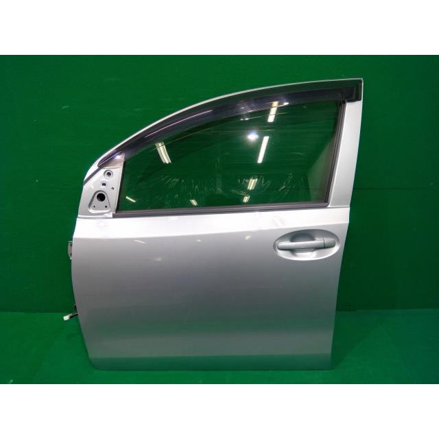 パッソ DBA-KGC35 左フロントドア個人宅発送不可 S28 67002-B1080 : 000071008813200 : YRCヤフーショップ - 通販 - Yahoo!ショッピング