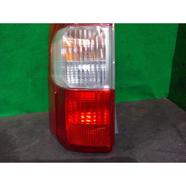 プロボックス DBE-NCP160V 左テールランプ 058 81561-52C20 : YRCヤフーショップ - 通販 - Yahoo!ショッピング