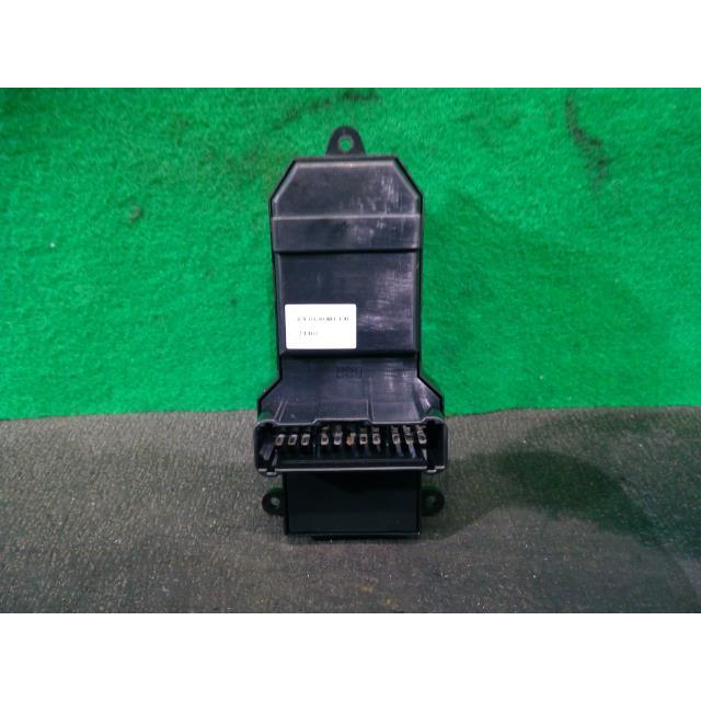 ライフ DBA-JB5 パワーウインドウスイッチ B92P : YRCヤフーショップ - 通販 - Yahoo!ショッピング